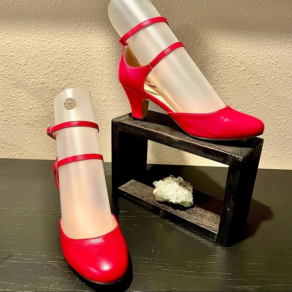 Chase + Chloe | Shoes | Chase Chloe Red Mina Dorsay Double Strap Pump ...